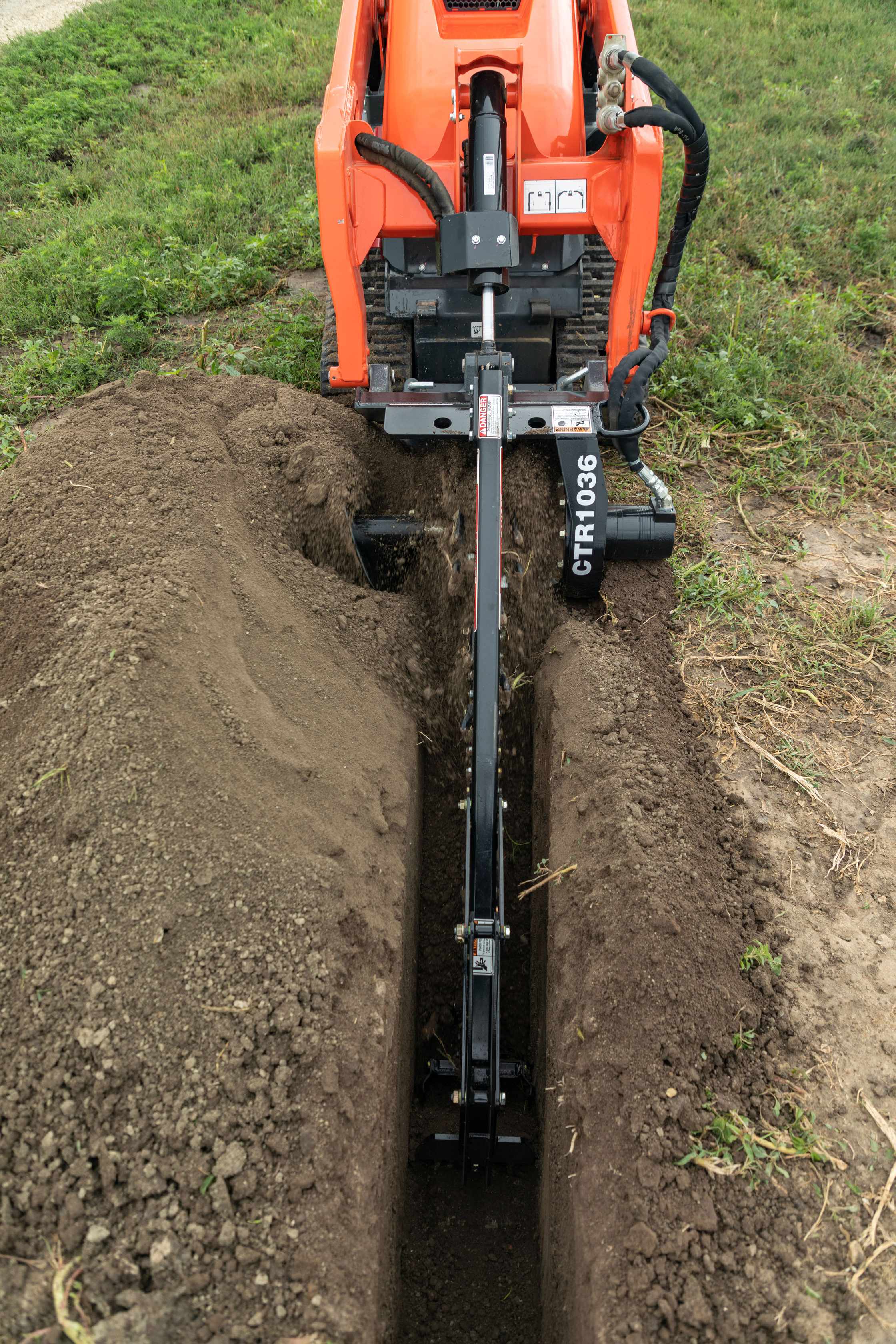 CTR10 SERIES COMPACT TRENCHERS - Kubota of Denver